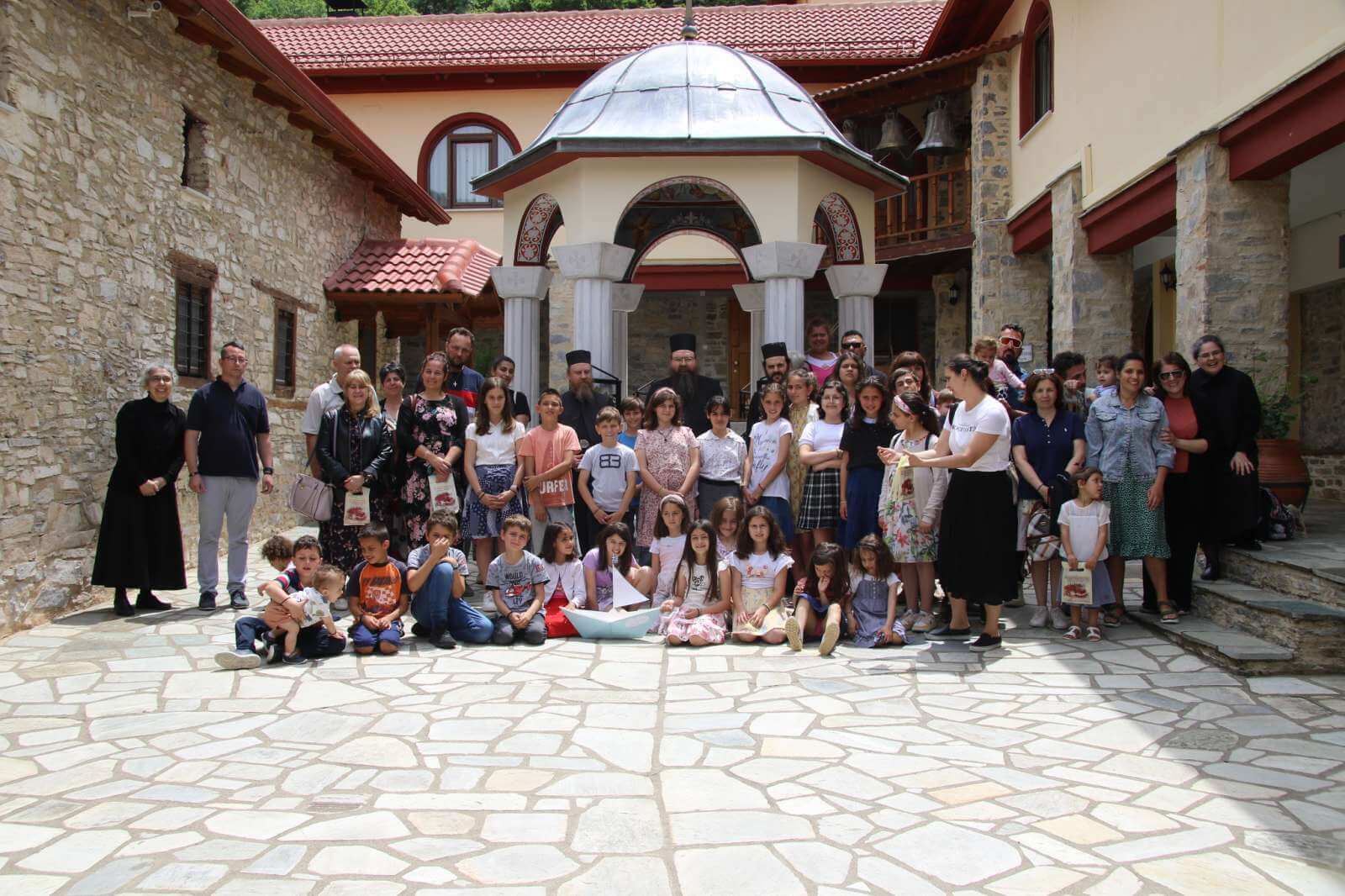 Επίσκεψη τμημάτων εκμάθησης βυζ. μουσικής αδελφότητος «ΑΓΙΑ ΛΥΔΙΑ ...